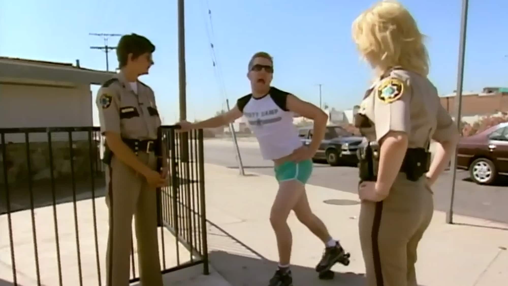 Reno 911! | S1:E11 | Dangle's Moving Day