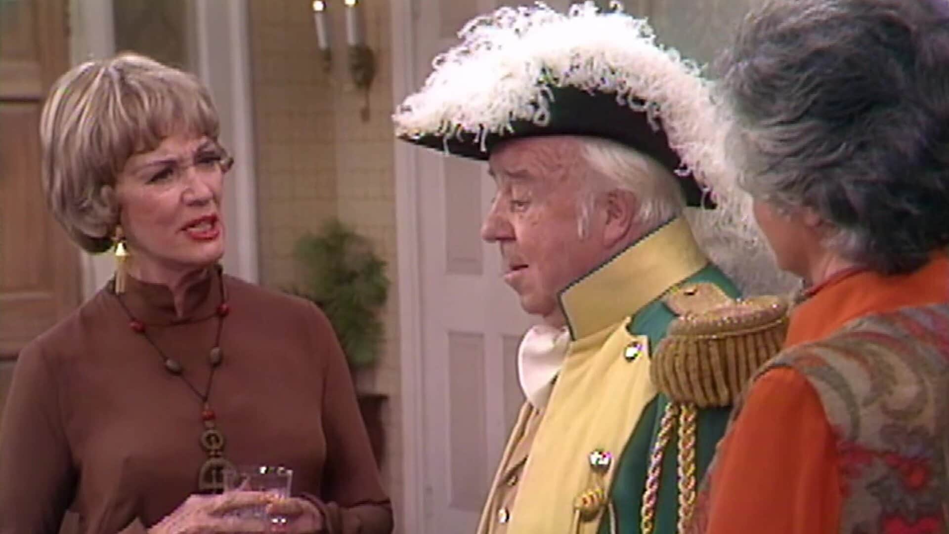 Maude | S5:E20 | Maude's Aunt | CTV