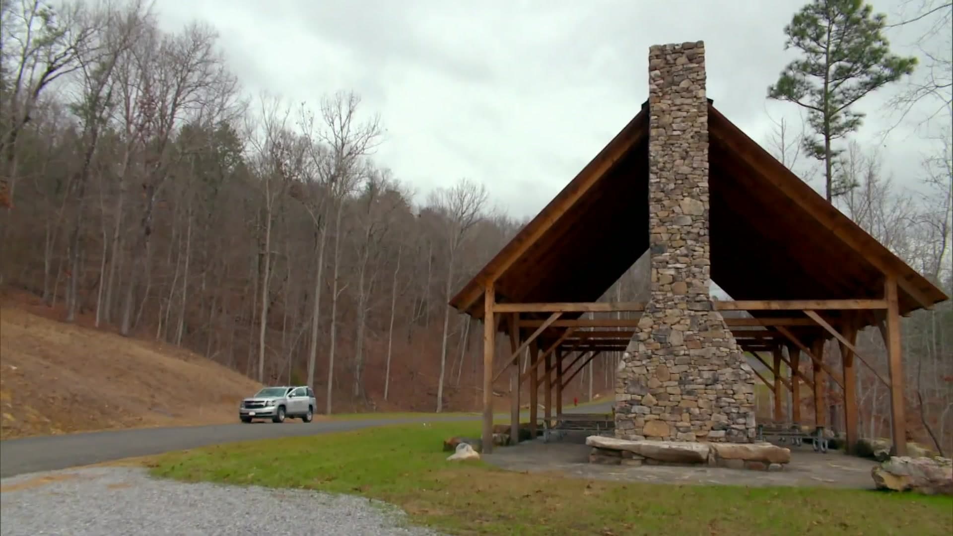 Treehouse Masters | S7:E14 | Super Spy Treehouse