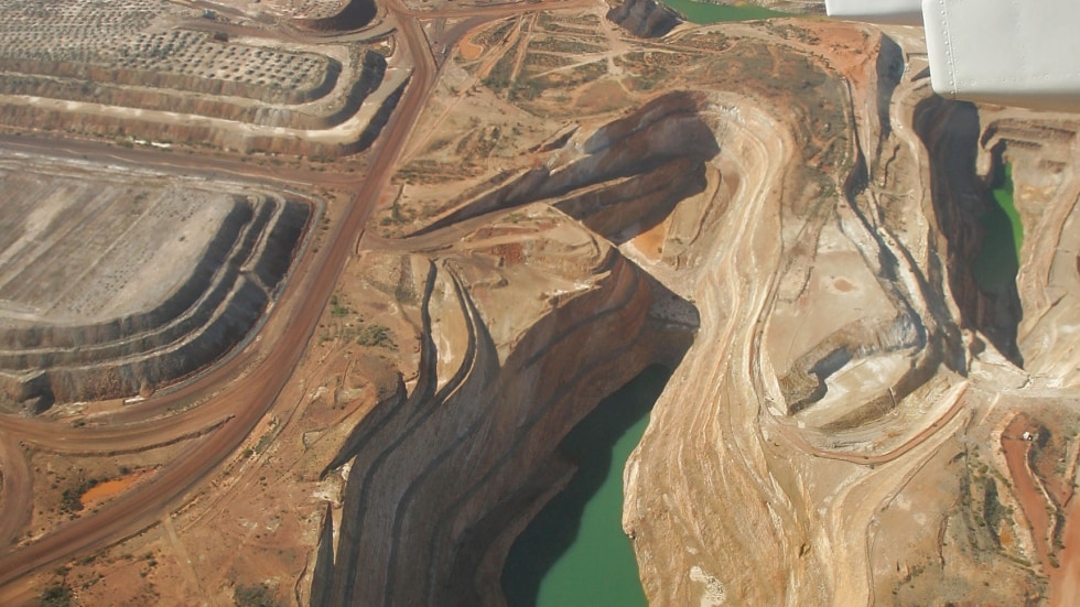 Australia’s Newcrest Mining to list on the TSX - Video - BNN