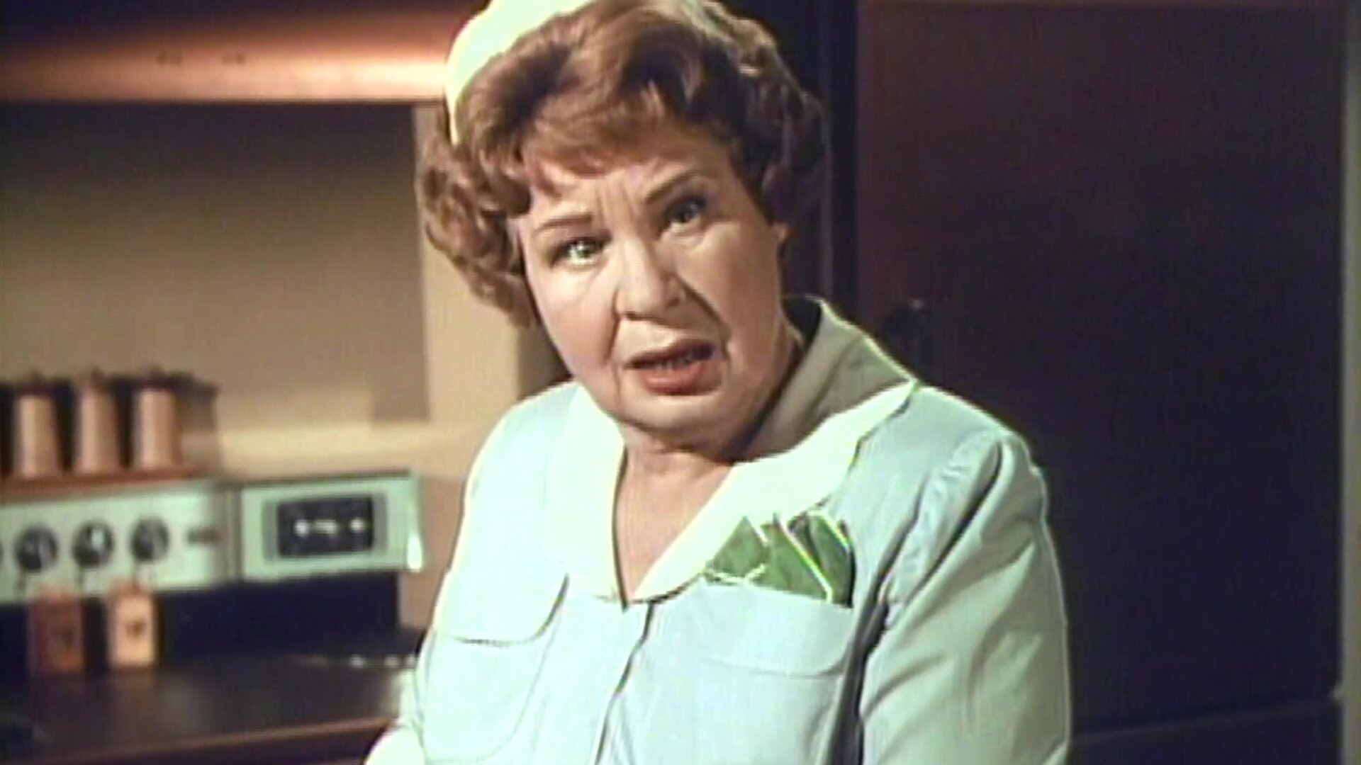 Hazel | S3:E26 | Everybody's A Comedian | CTV