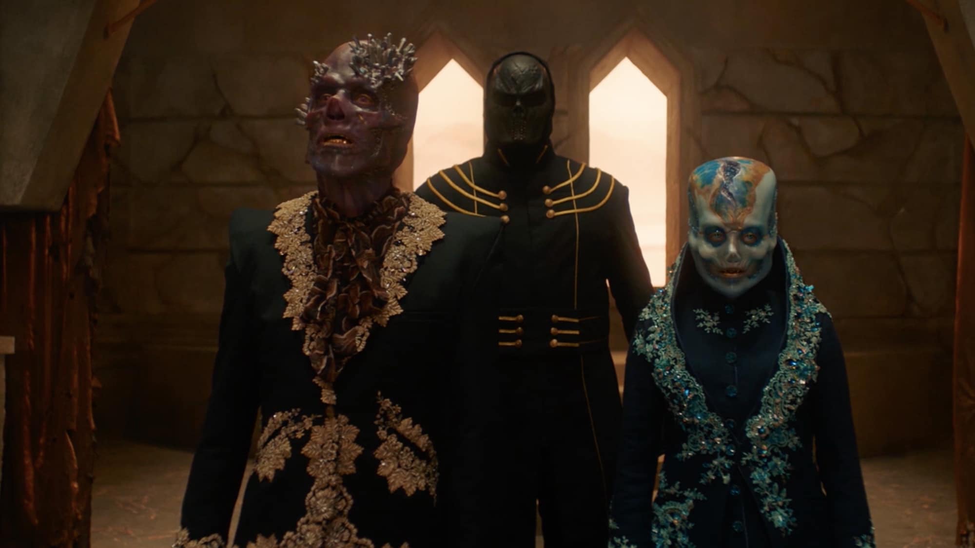 Doctor Who | S13:E2 | Clip: Swarm Captures Yaz