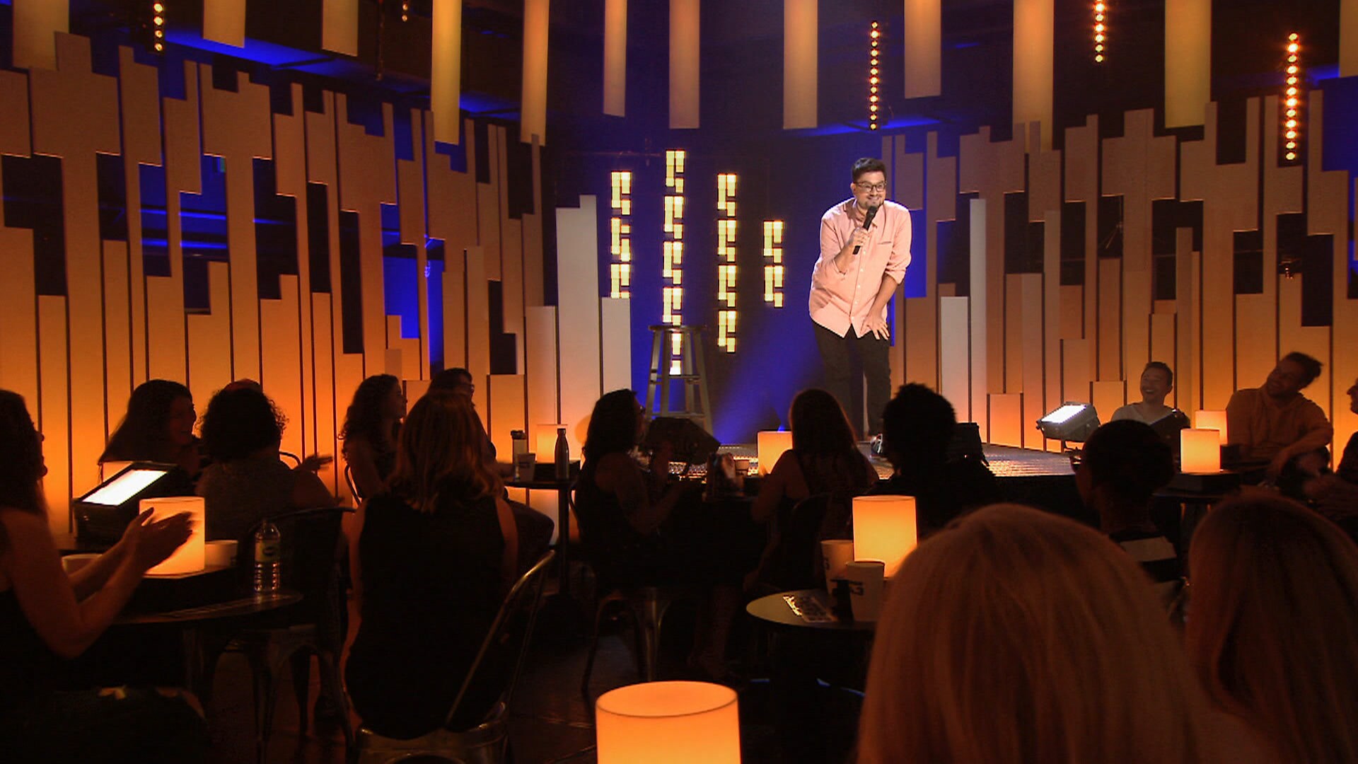 Le prochain stand-up | Sam Cyr critique tout ce qu'il met dans sa bouche