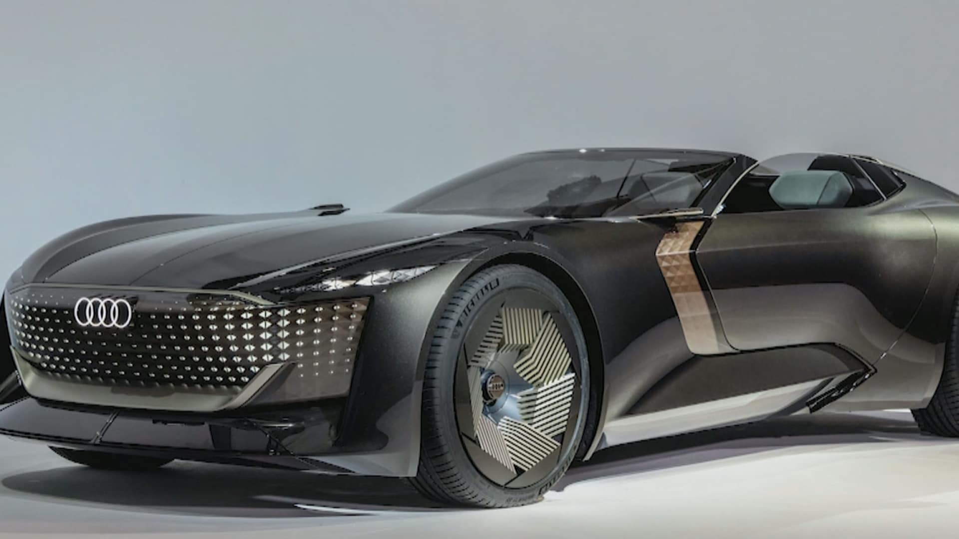 CTV Your Morning | S5:E257 | New 'shape-shifting' Audi car can expand ...