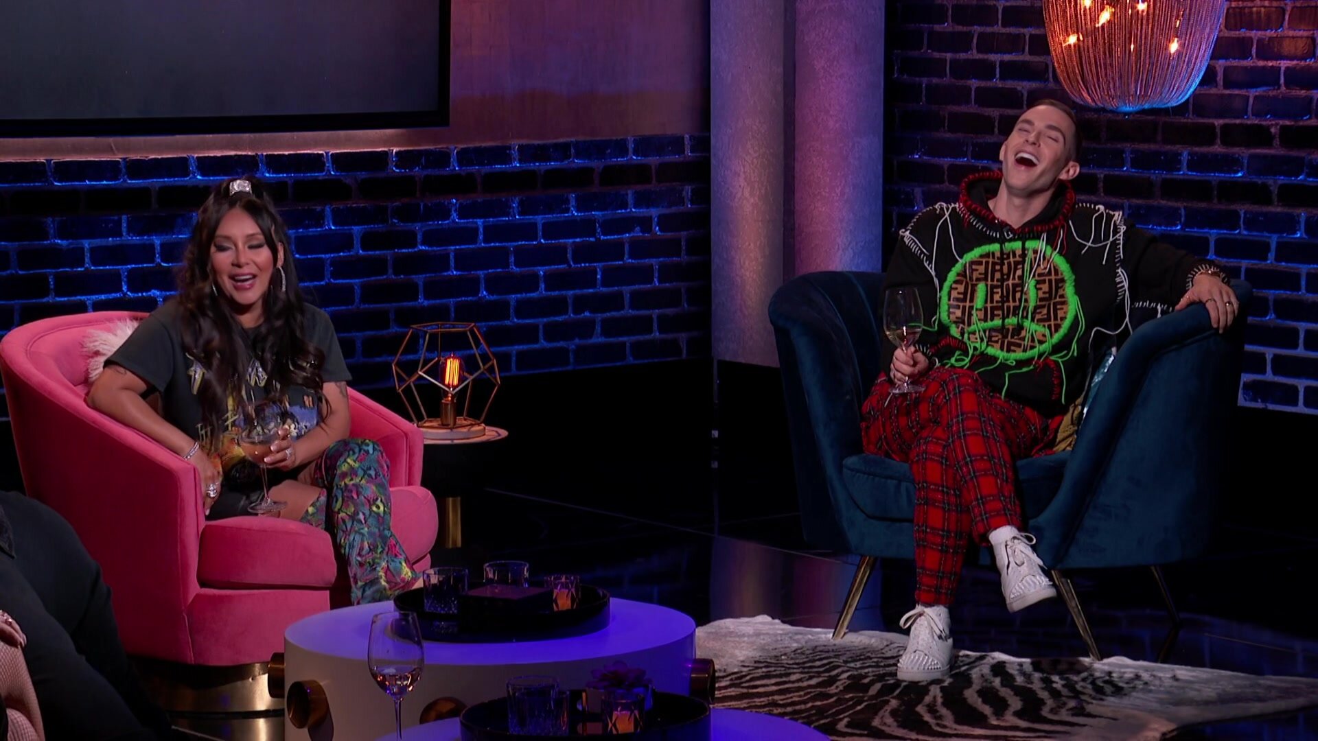 Messyness | S2:E9 | Swag Gone Bad