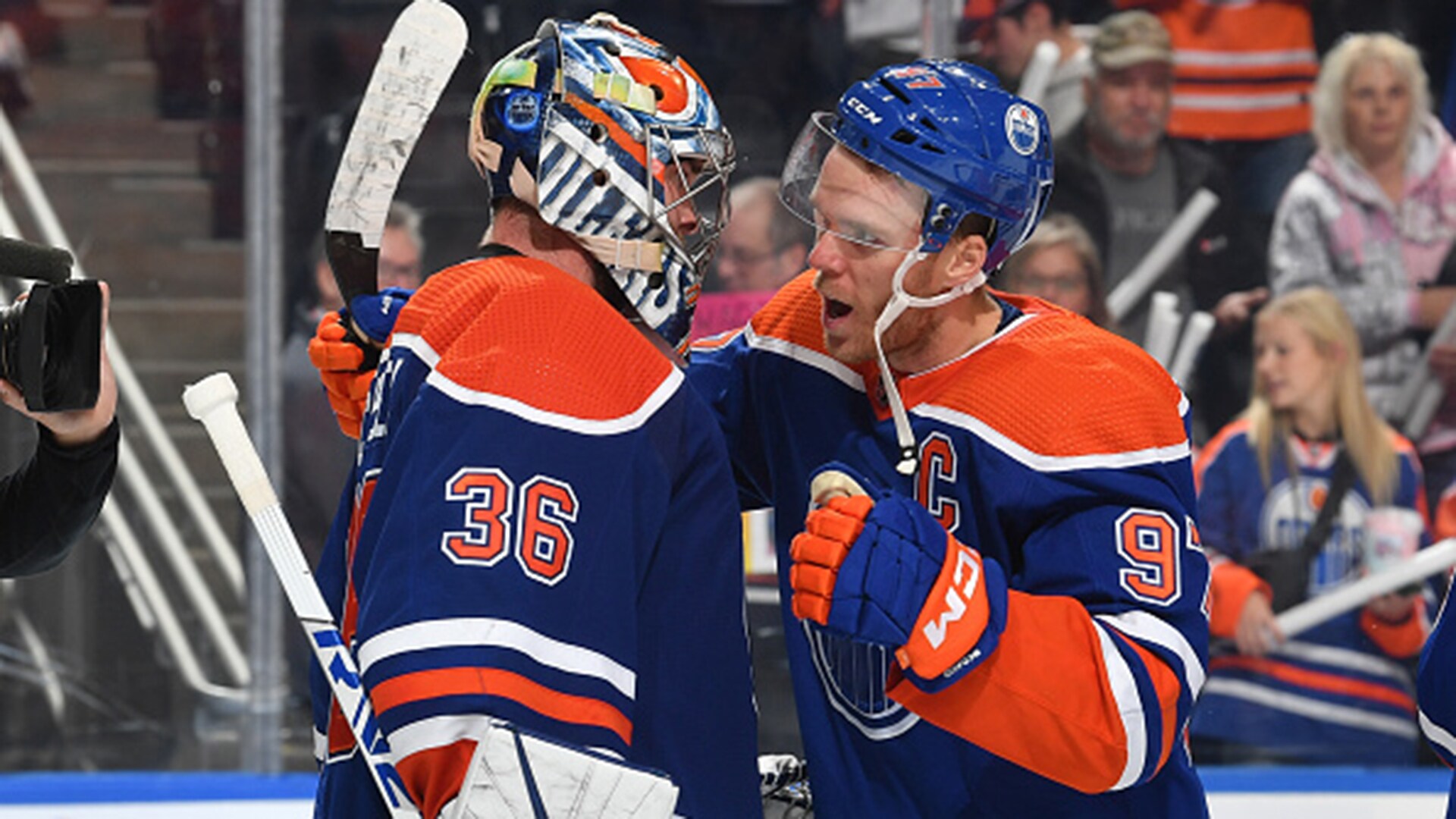 'I think he showed what he can do': Oilers impressed by Campbell's composure - Video - TSN