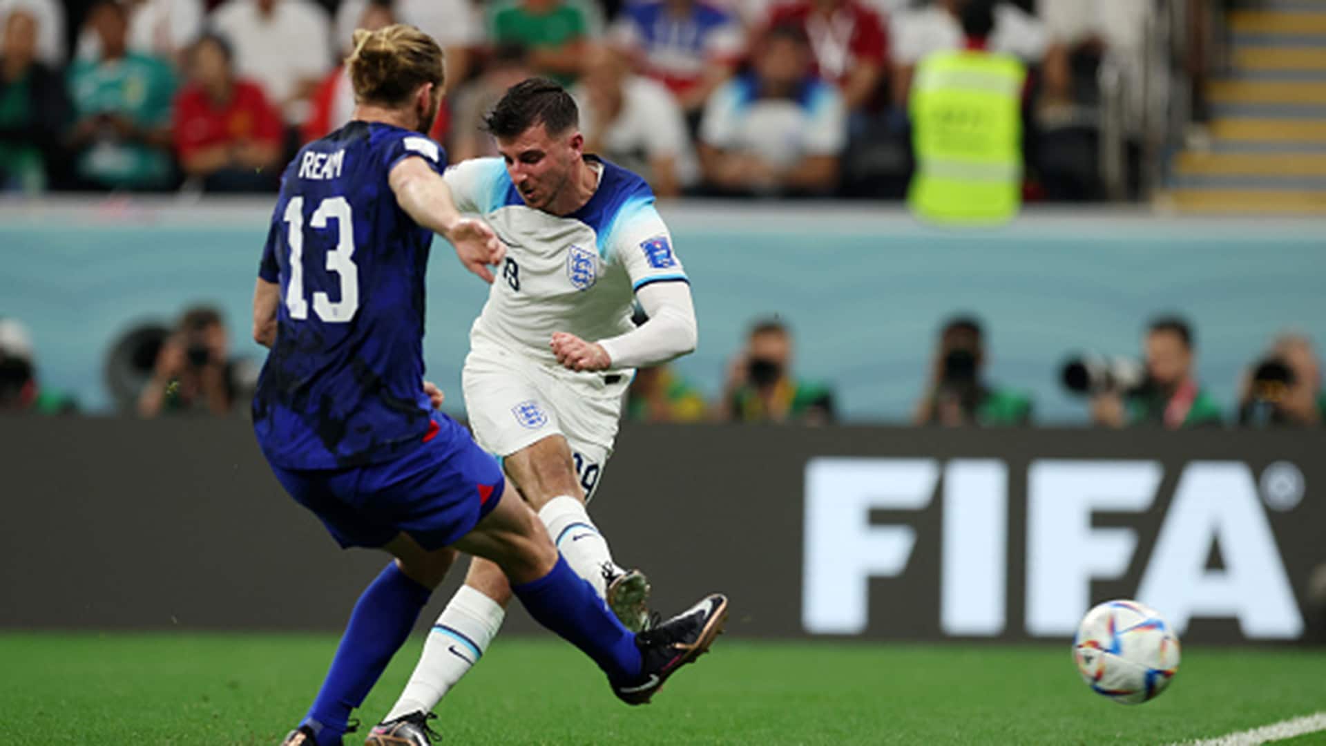 Low shot from Mount forces critical save from USA goalkeeper Turner ...