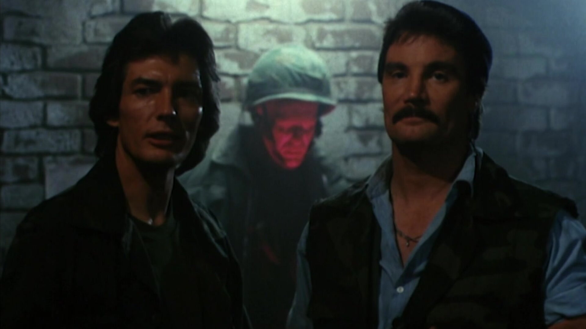 Hunter | S2:E13 | War Zone | CTV