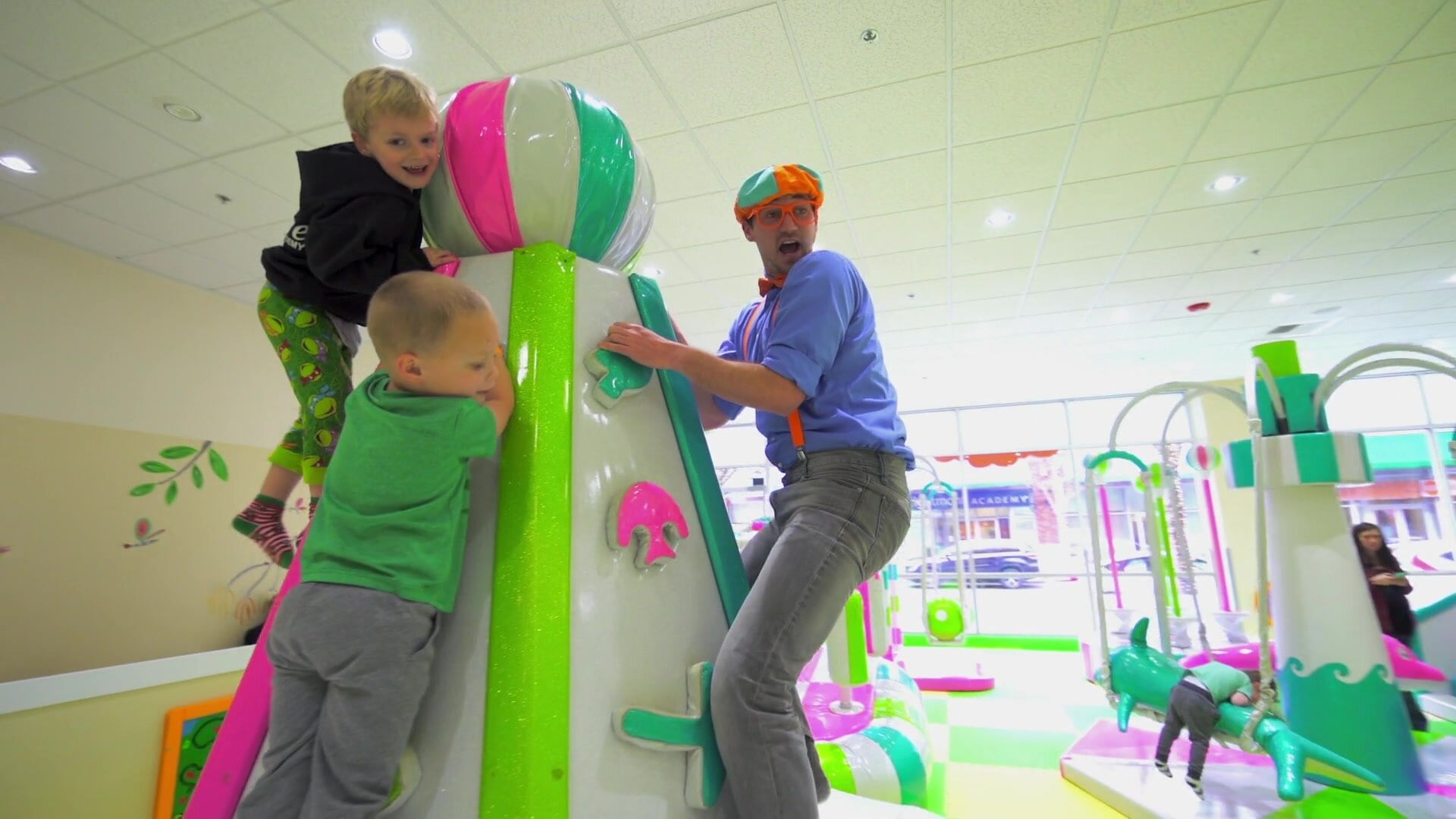 Blippi Visits | S1:E5 | Blippi Visits an Indoor Playground (Giggle Jungle)