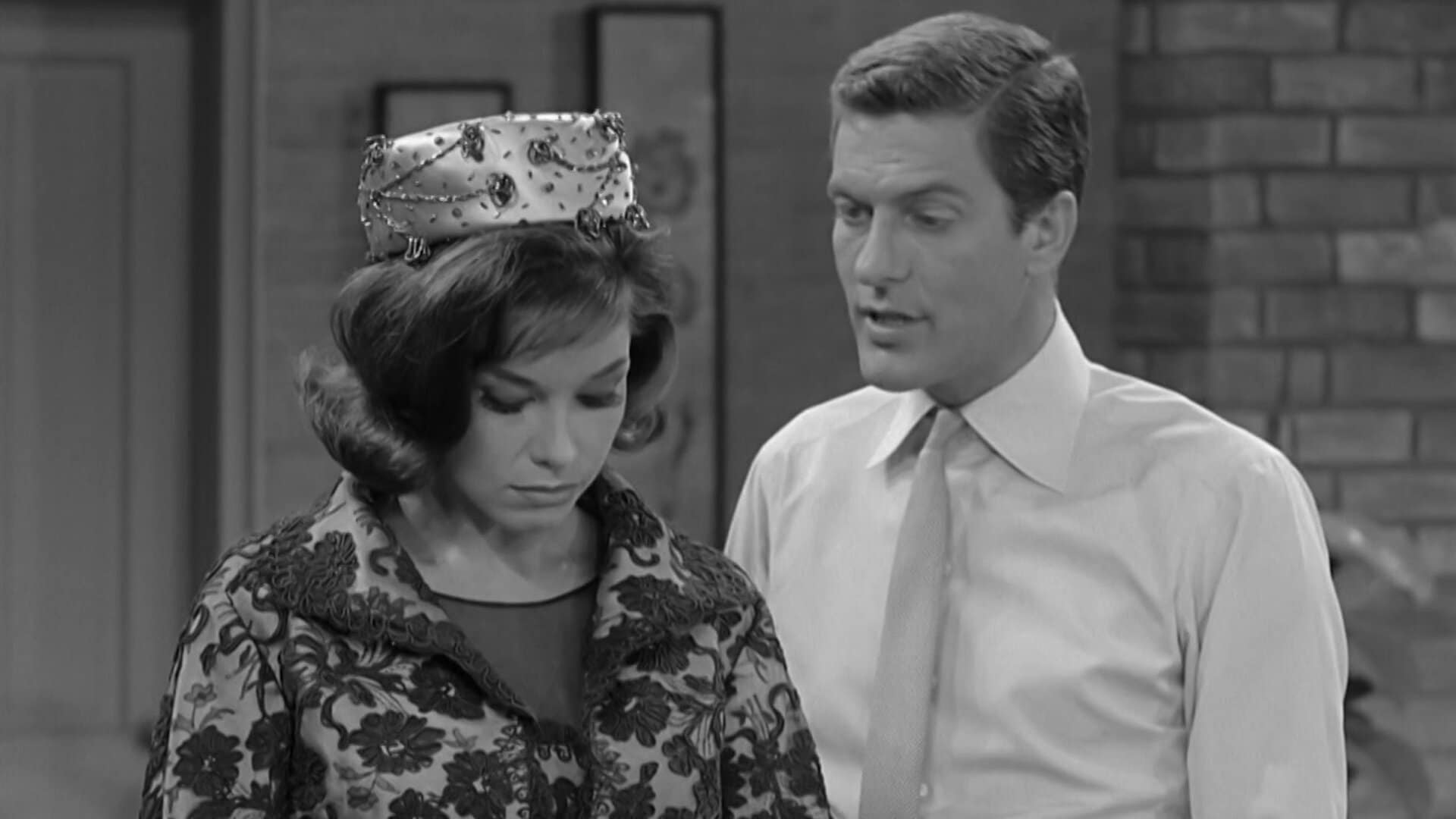 The Dick Van Dyke Show | S3:E4 | Very Old Shoes, Very Old Rice | CTV
