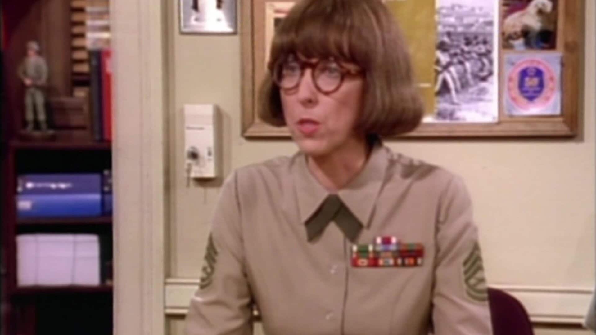 Major Dad | S4:E19 | Gunny Gets Robbed