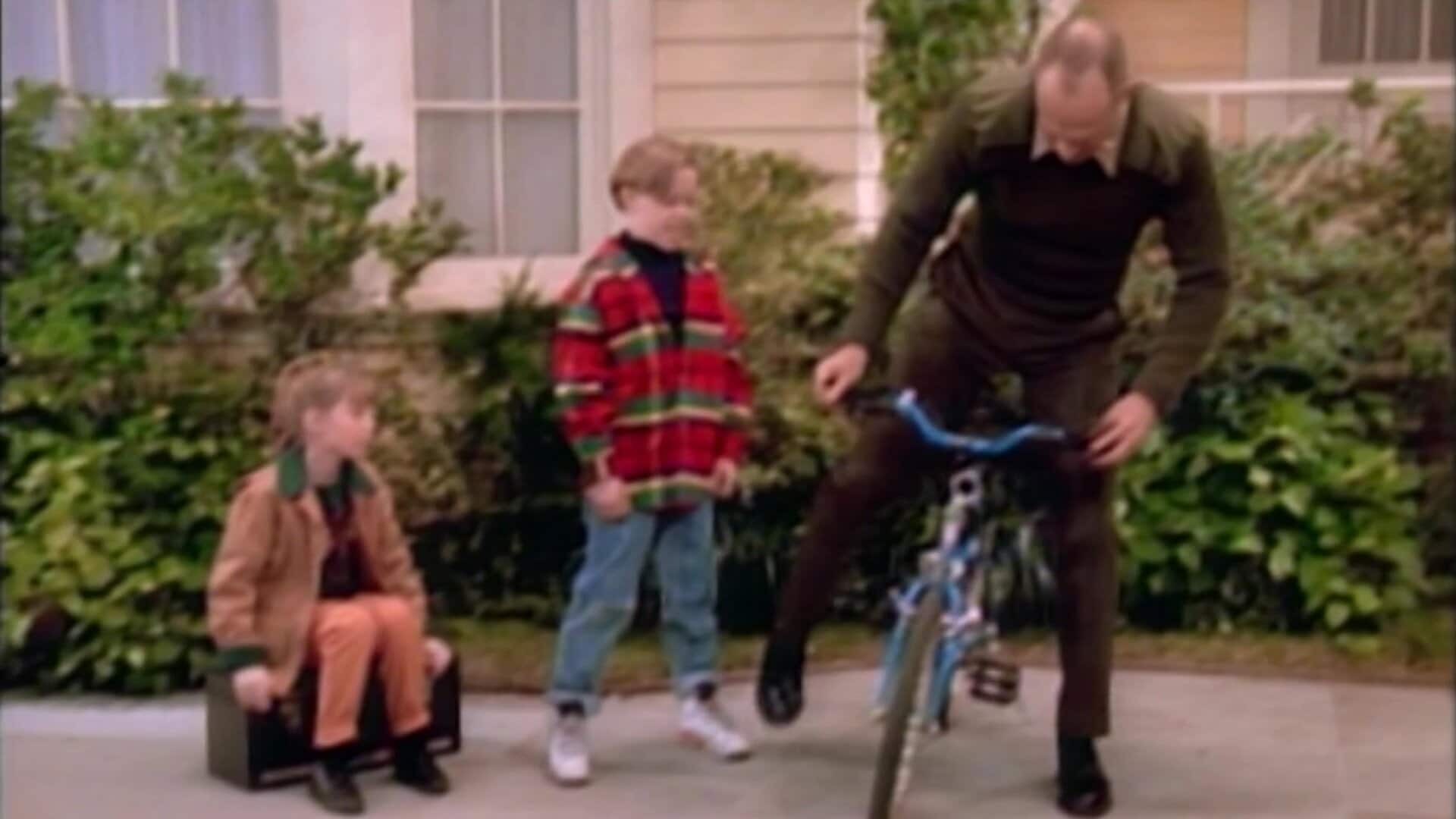 Major Dad | S3:E15 | Three's a Crowd