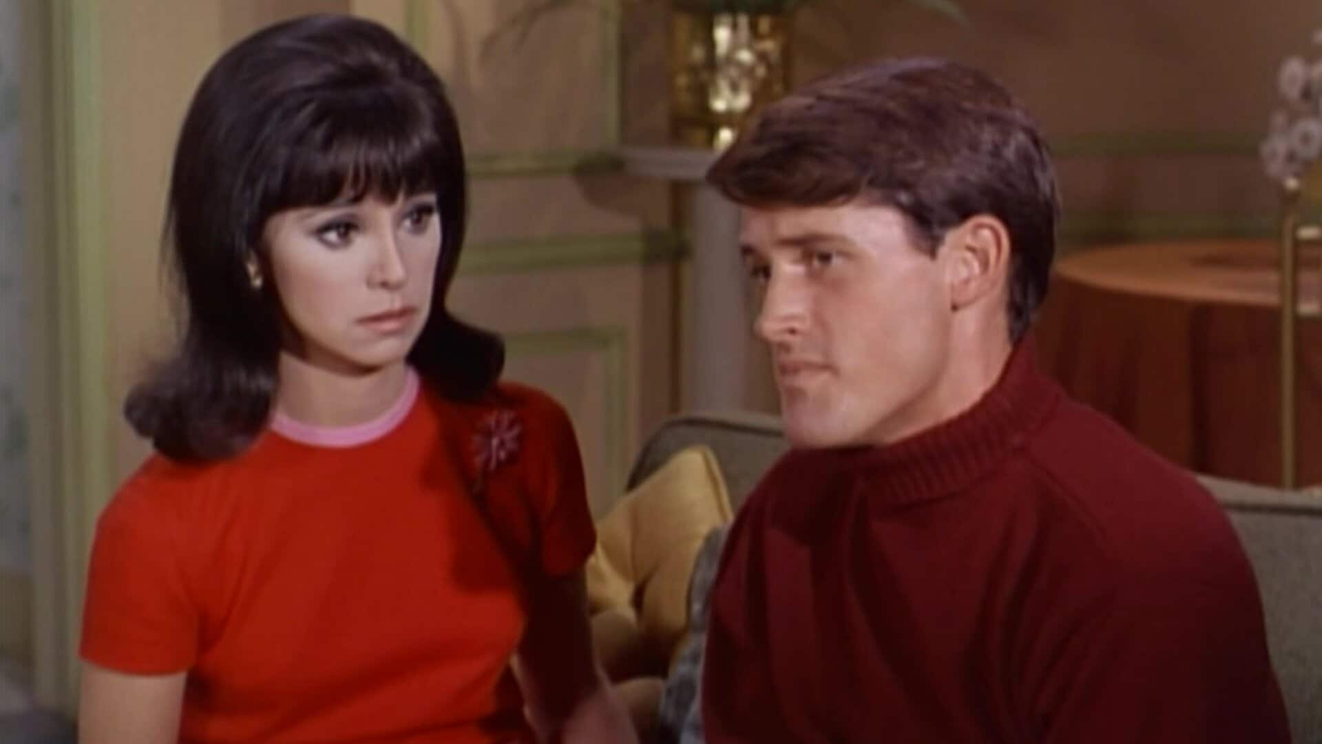 That Girl | S1:E15 | Beware of Actors Bearing Gifts