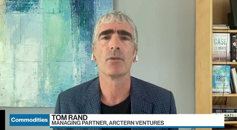 Canadian green hydrogen won't solve the Putin problem: Tom Rand - Video - BNN