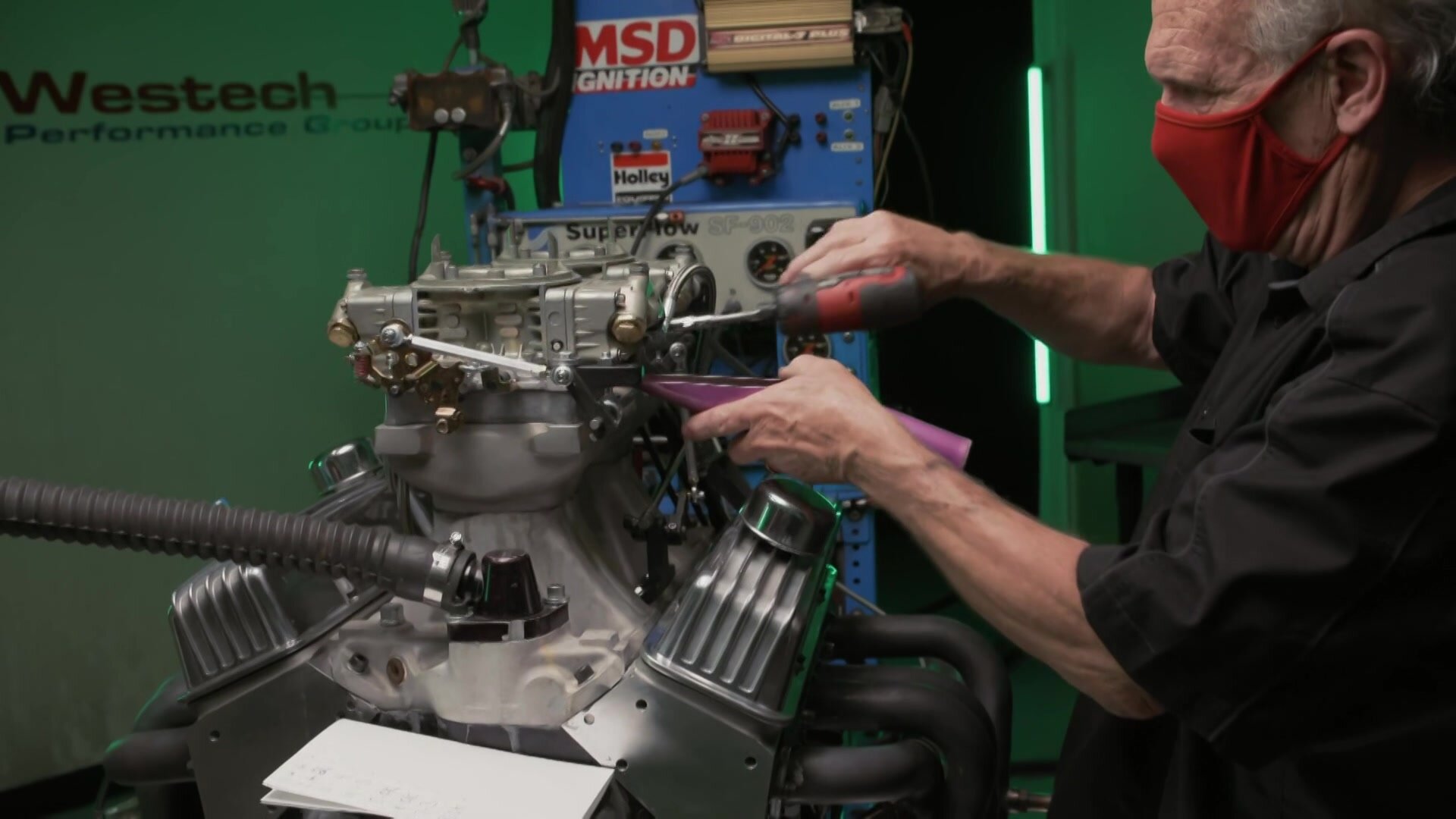 Engine Masters | S5:E20 | Tunnel Ram vs. Cross Ram! The Old School Dual ...