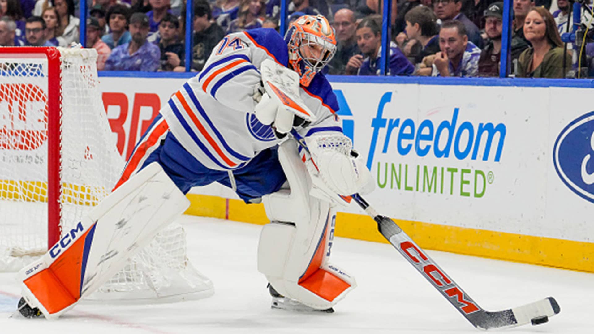 Do Oilers need to make a move in net? - Video - TSN