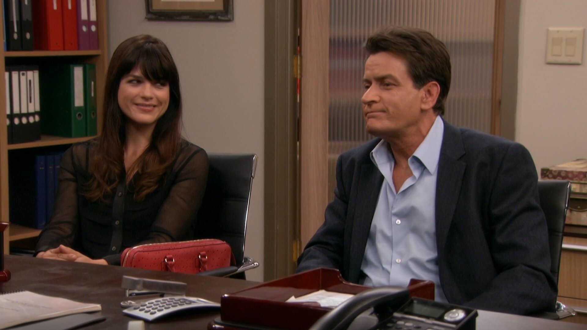 Anger Management (2012) | S3:E11 | Charlie & Kate Do It For Money | CTV