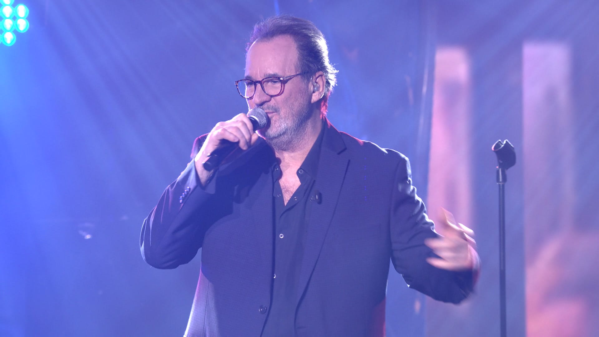 La semaine des 4 Julie | Paul Piché en performance | Noovo