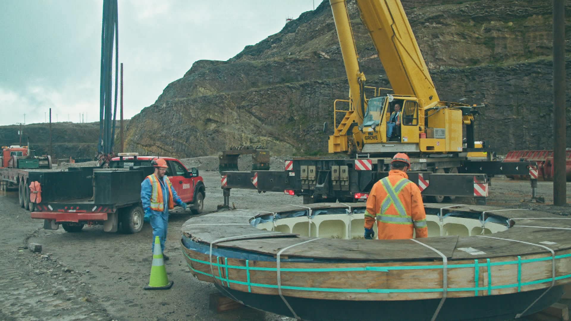 Fermont | S2:E7 | Entretien du mur et défi chez les grutiers | Noovo