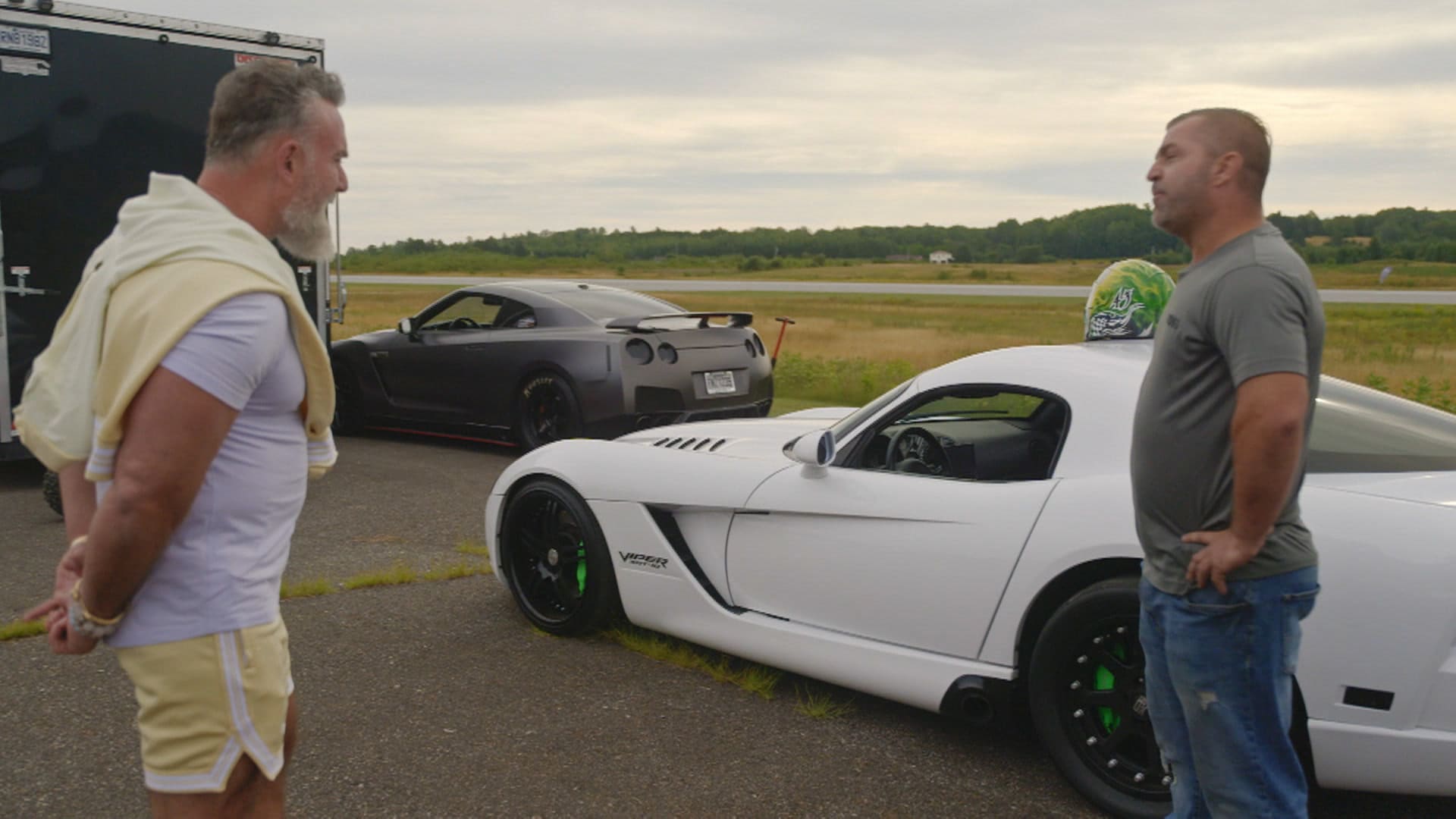 Les génies de la vitesse | S4:E1 | Dodge Viper vs Mercedes GT | Noovo