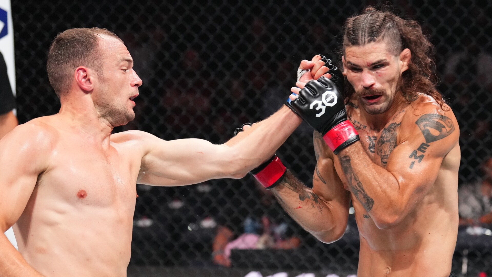 Medic rocks Semelsberger en route to win finish at UFC 291 - Video - TSN