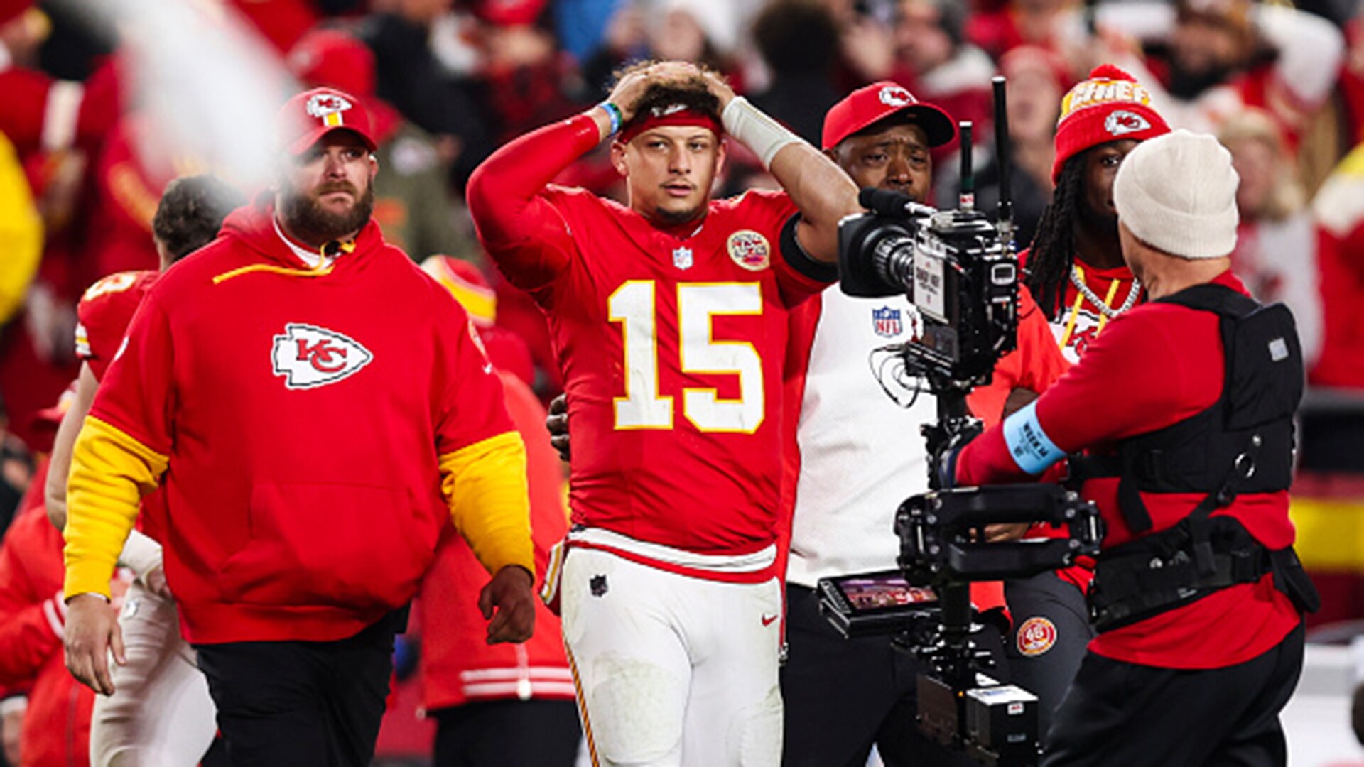 Spears: Chiefs should sit Mahomes, home advantage means nothing if he's ...