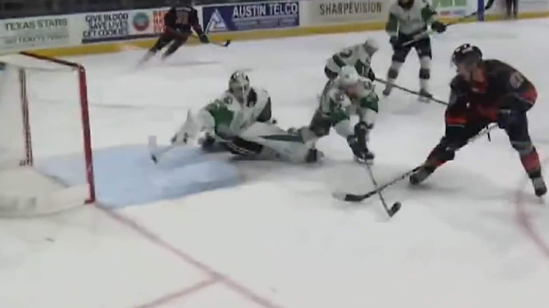 Must See: Texas Stars goalie Murray makes miraculous stick save