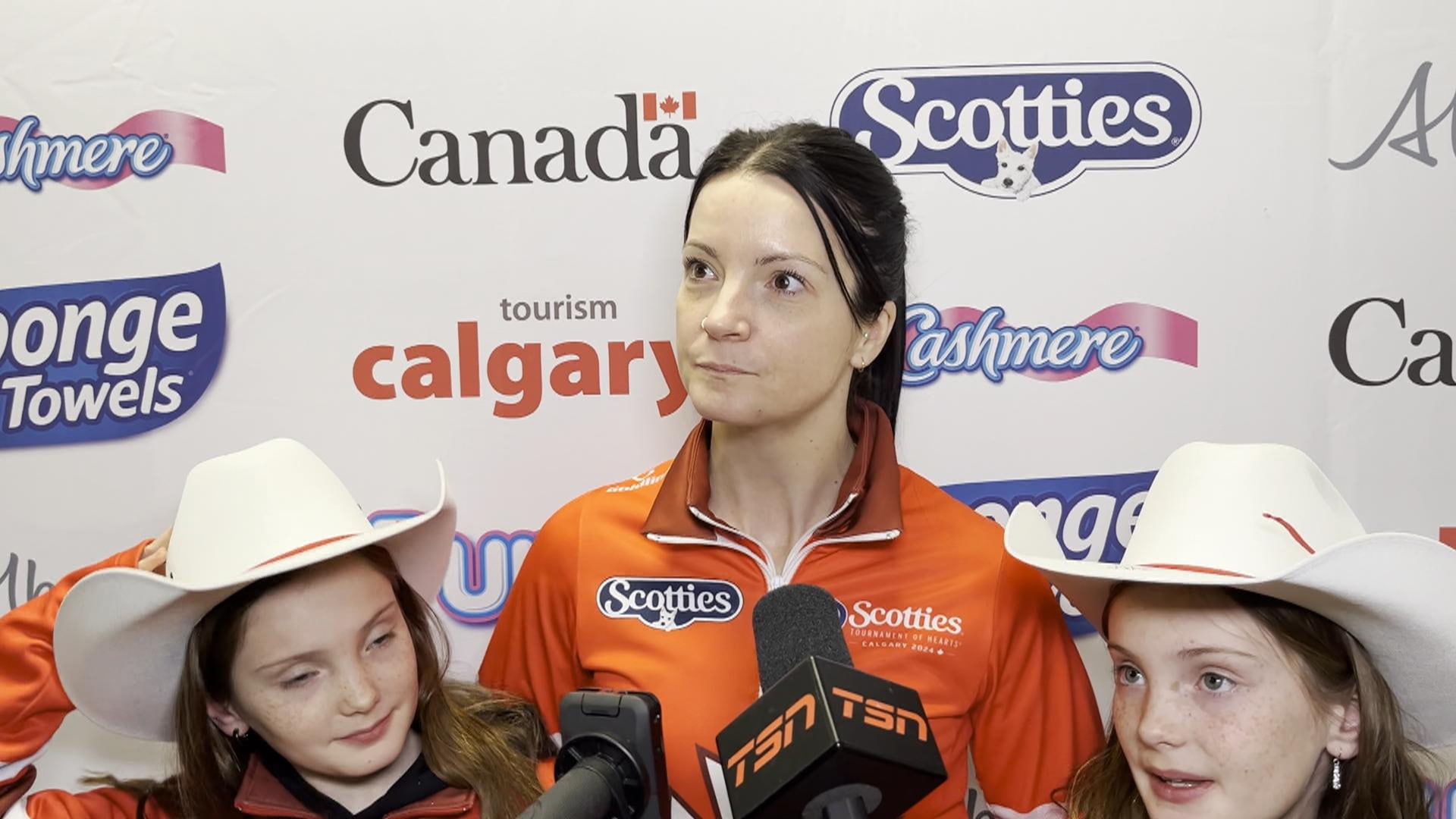 Team Einarson picks up two-win Monday at Scotties