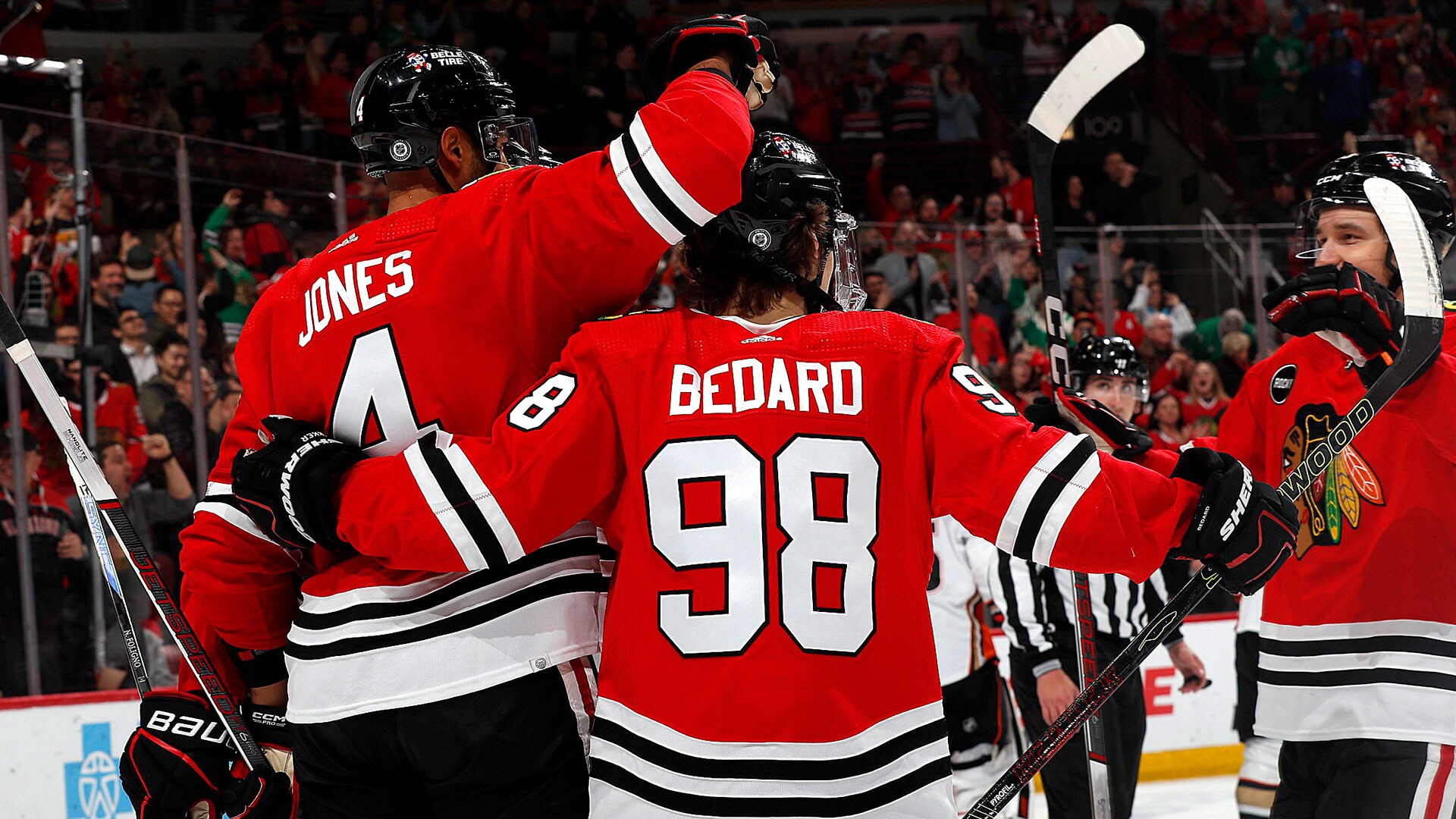 NHL: Ducks 2, Blackhawks 7
