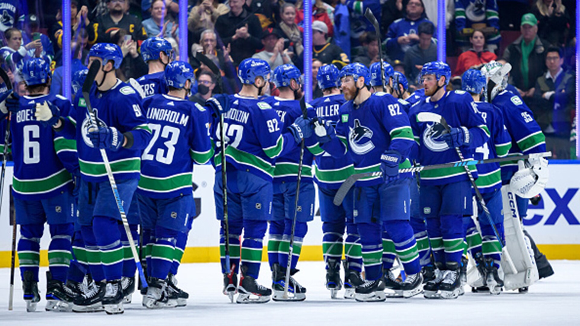 NHL: Flames 1, Canucks 4