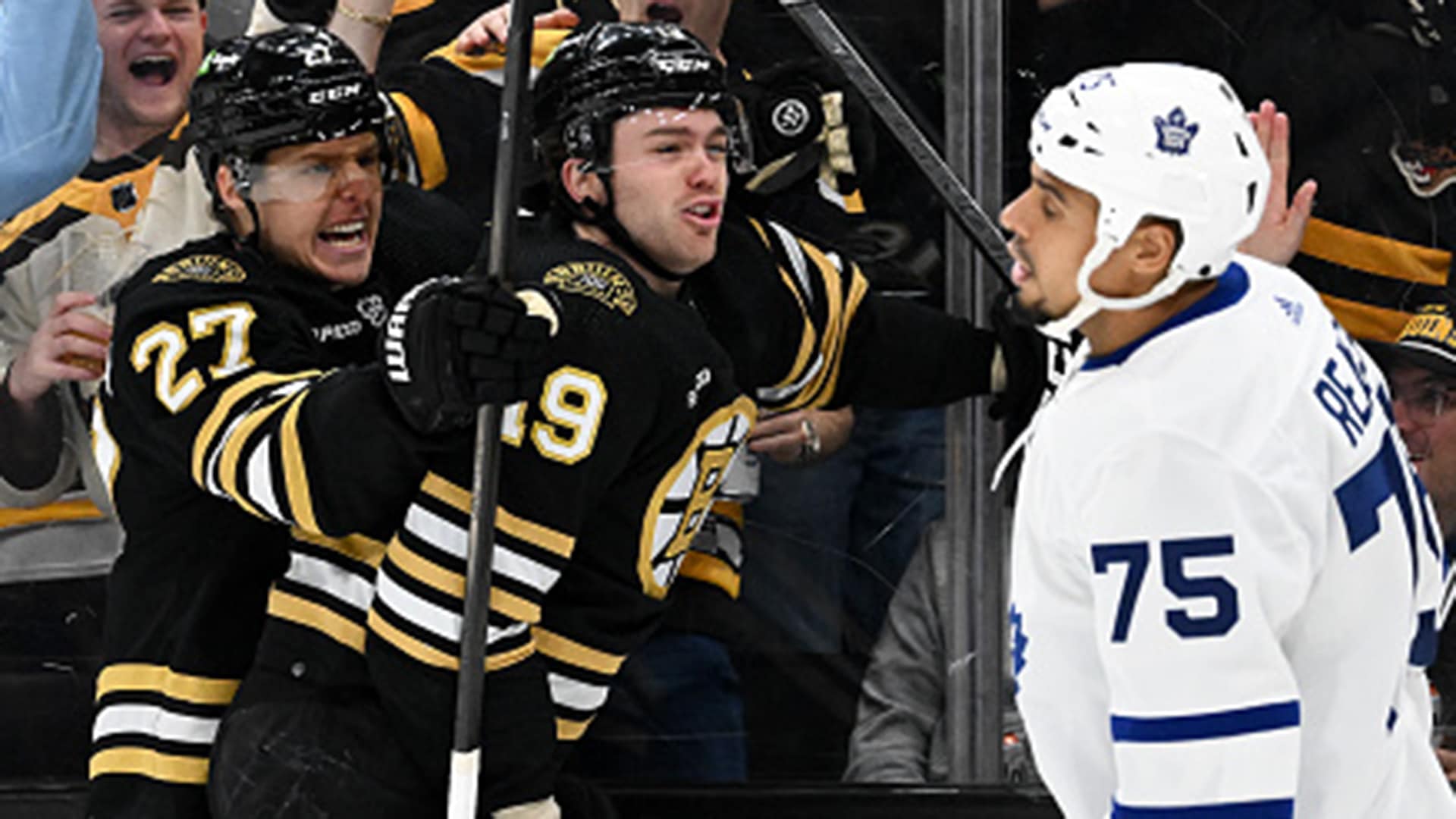 Desperate to make a statement vs. Bruins, Maple Leafs stumble in Game 1