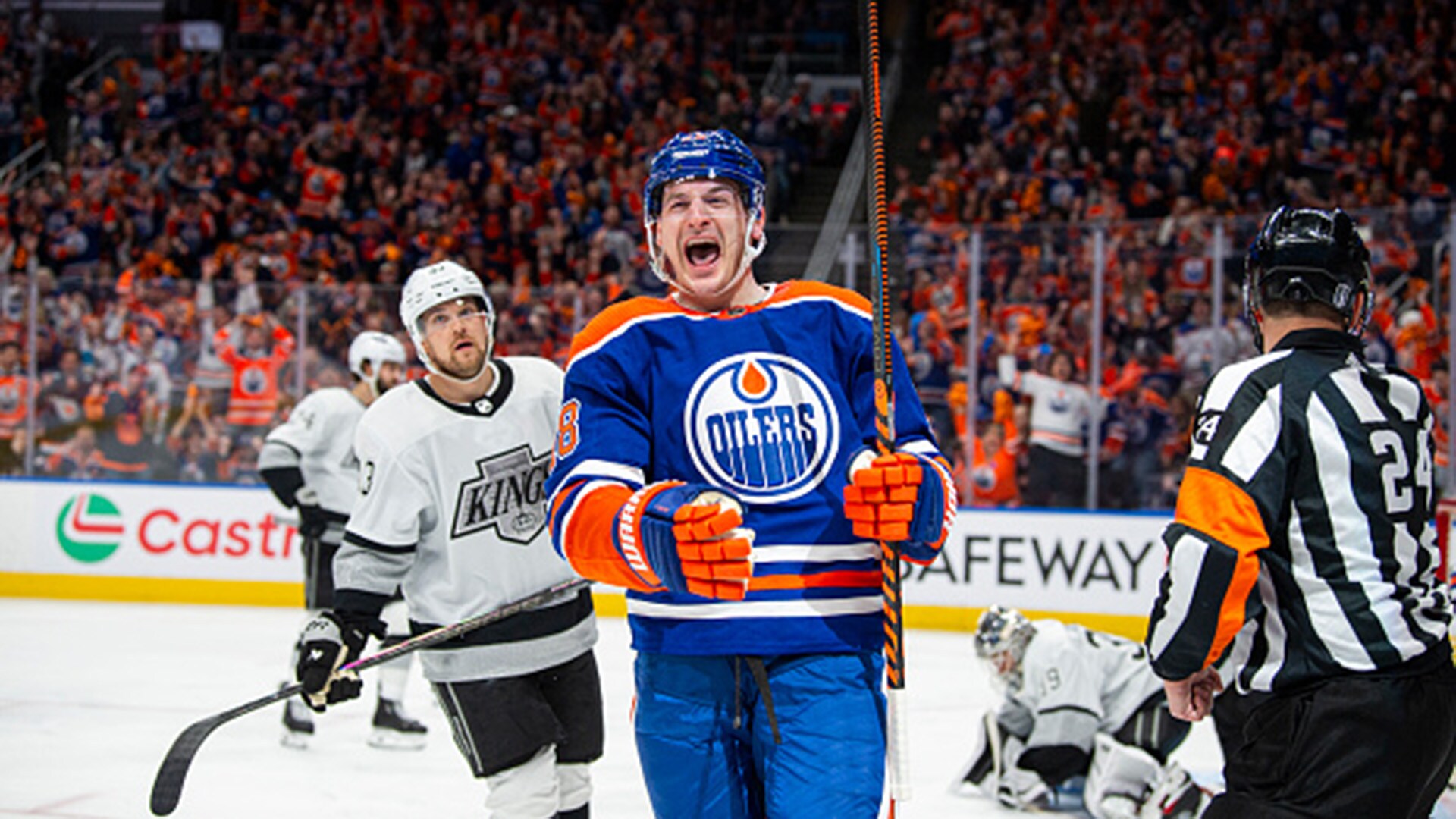 The Oilers get their first win in Game 1 at home since 1990 on Monday night
