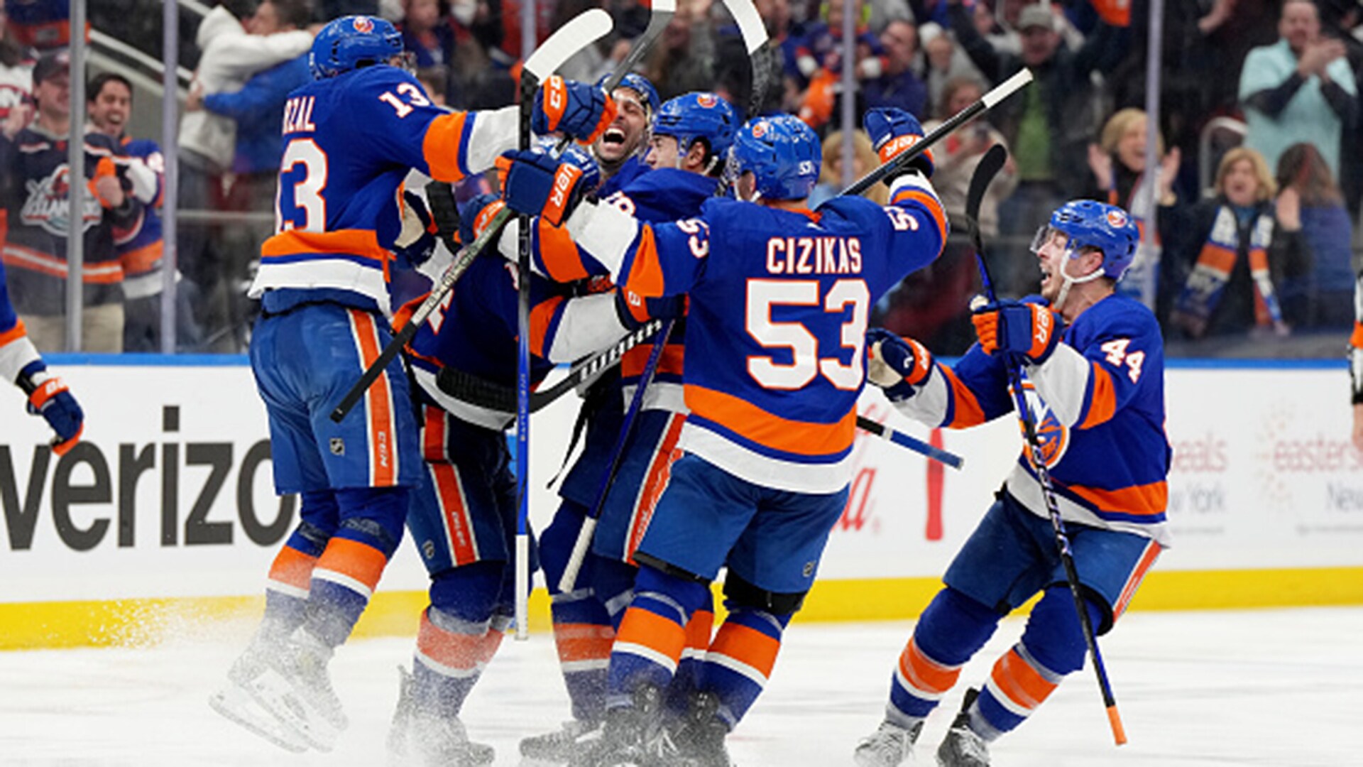 NHL: Hurricanes 2, Islanders 3 (2OT)