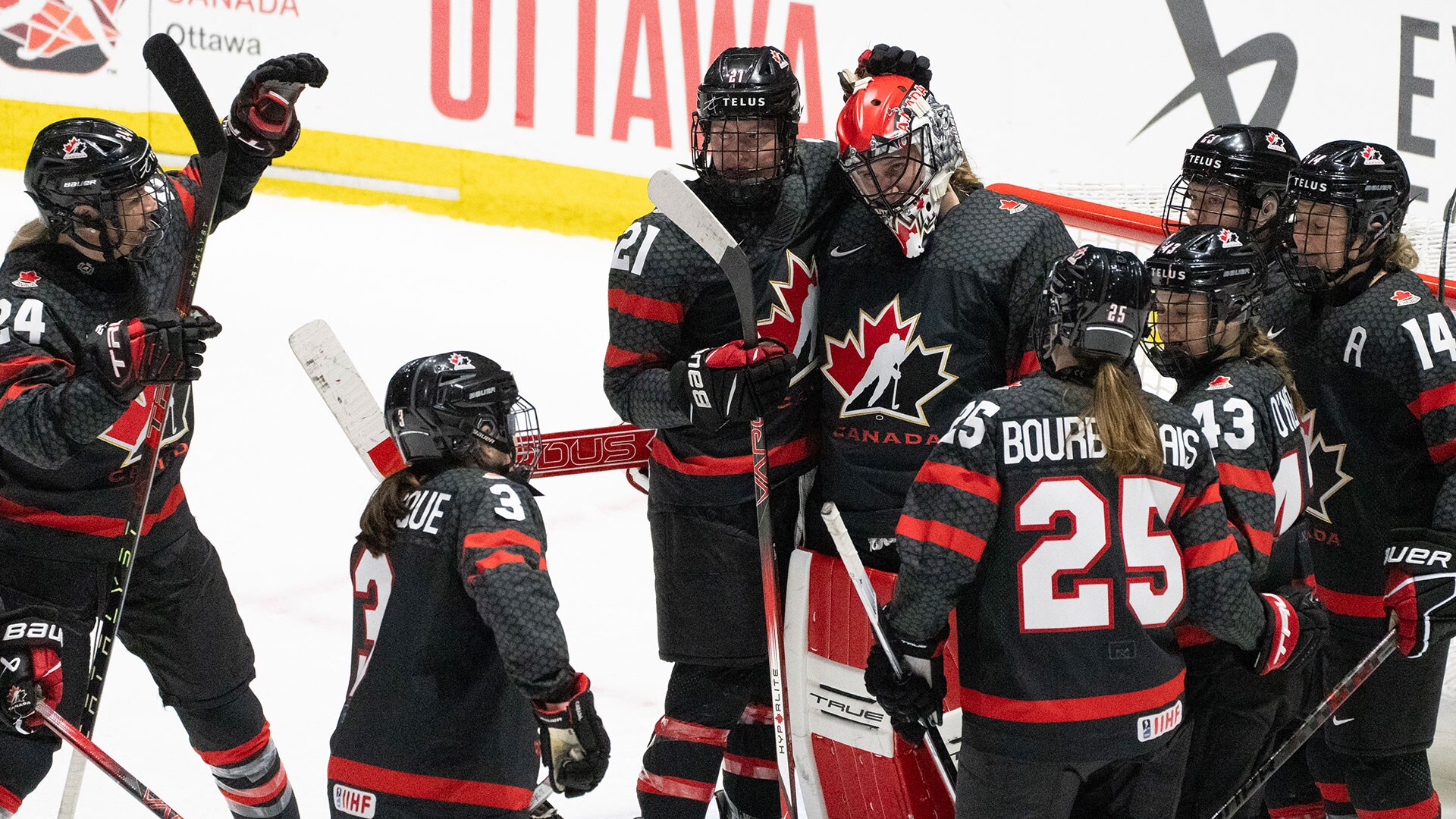 Julia Gosling shines in her Women's Worlds debut - Video - TSN