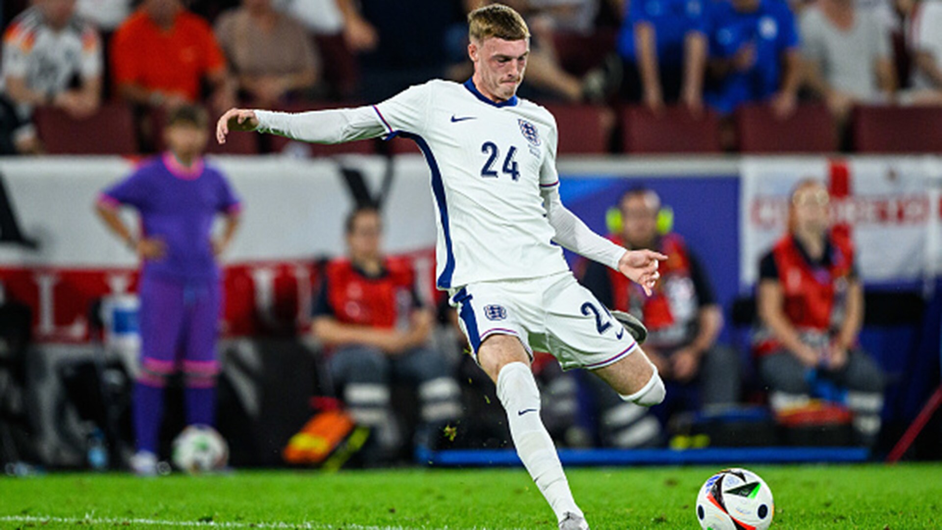 Palmer had a great chance to break the draw in extra time but couldn't ...