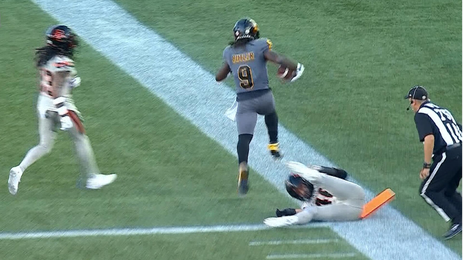 Mitchell and Butler connect for Ti-Cats first score - Video - TSN