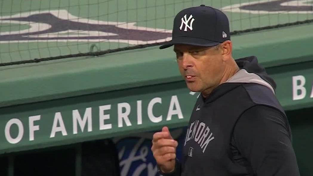 Boone ejected after throwing his gum - Video - TSN