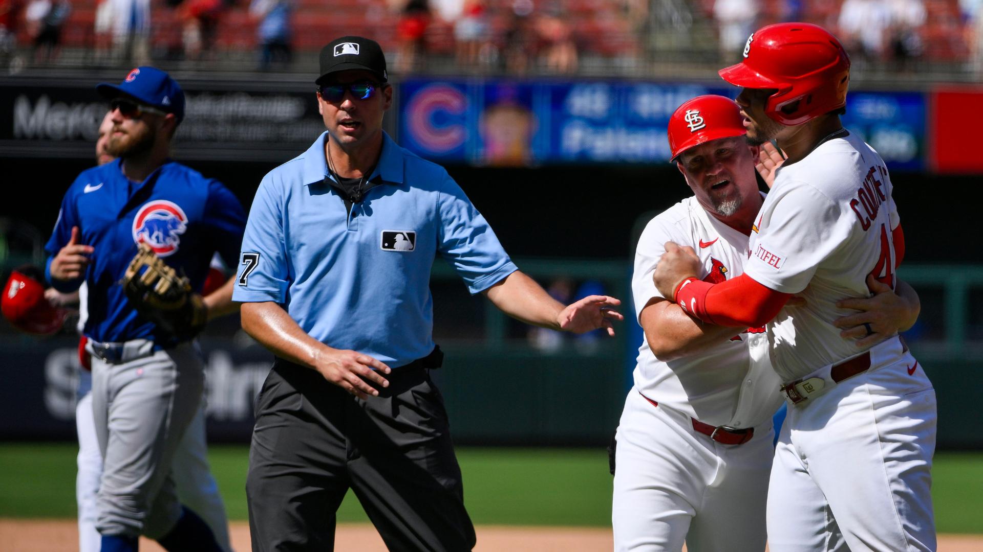 Cubs-Cards clash after final out - Video - TSN