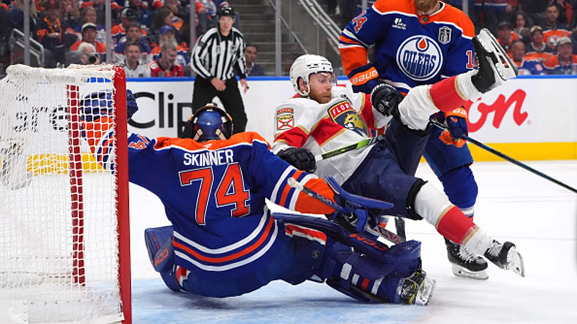 Bennett disagrees with goalie interference call; says Skinner kicked ...