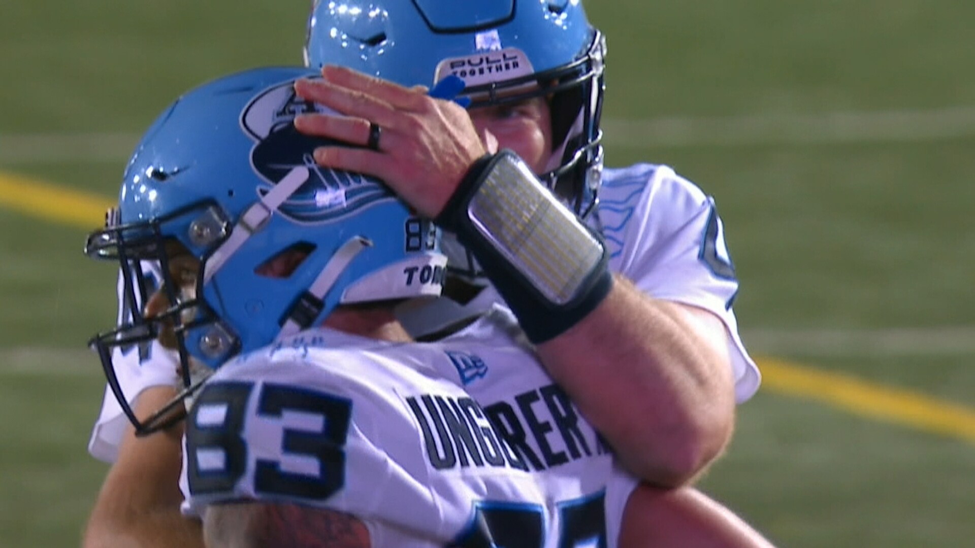 Argos in control as Arbuckle hits wide open Ungerer in end zone - Video ...