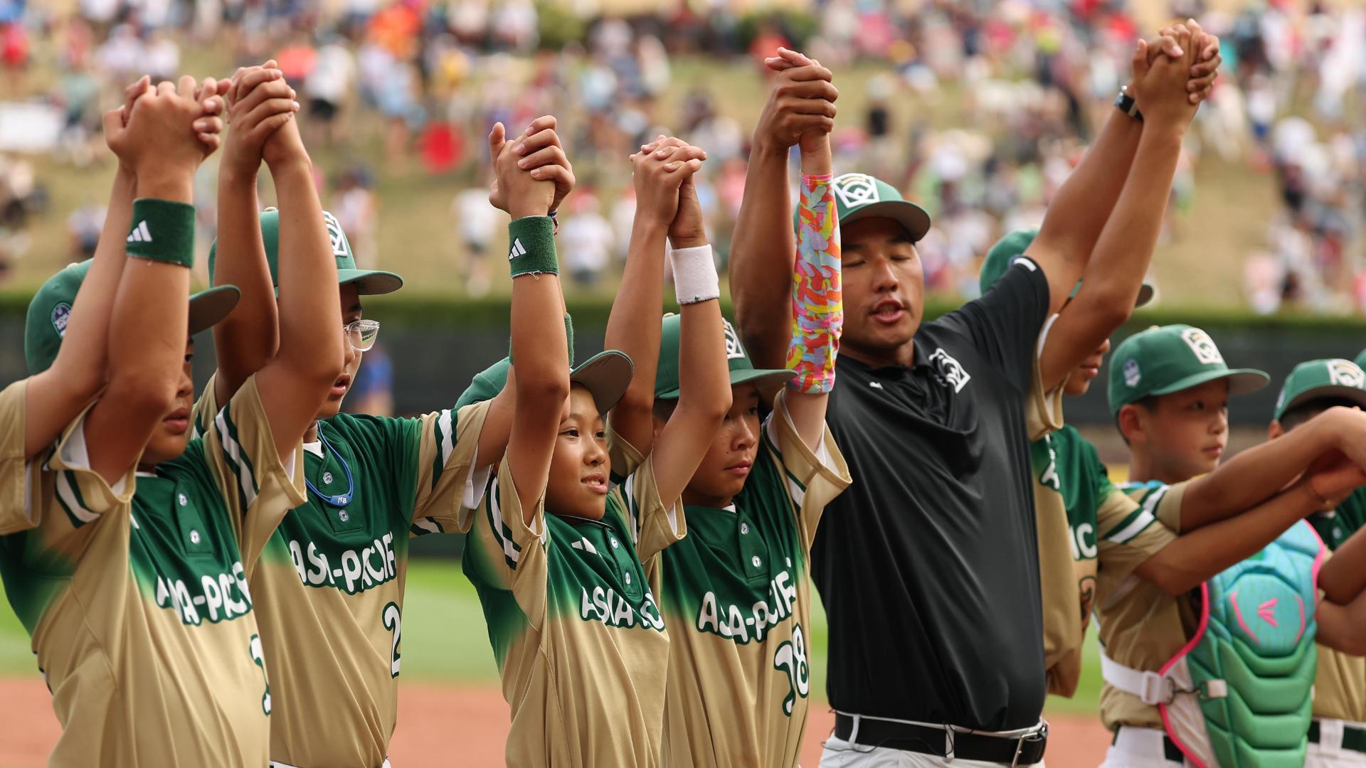 Must See: Chinese Taipei celebrates after winning LLWS - Video - TSN