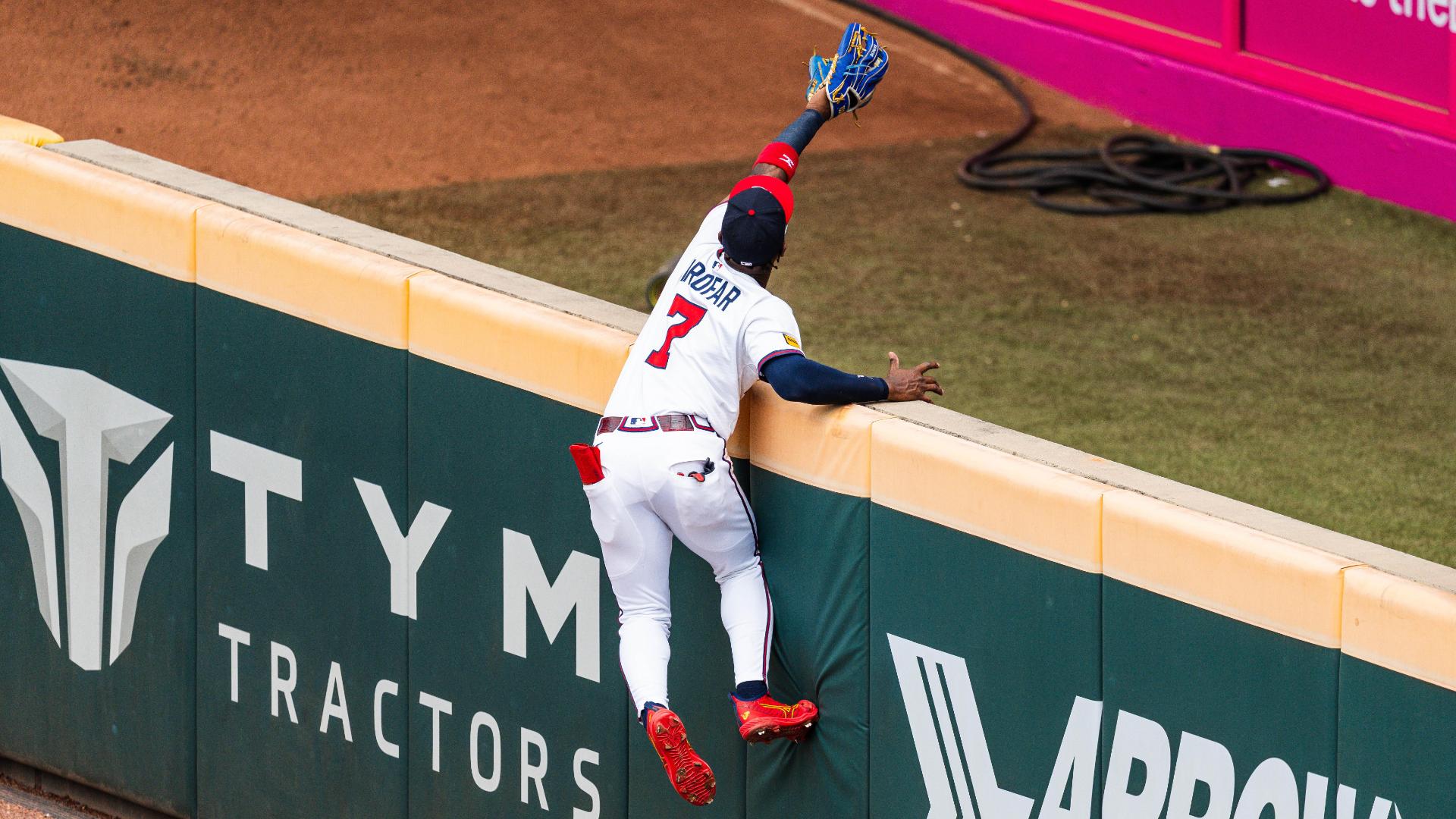 Must See: Jurickson Profar robs a HR with catch of the year contender ...